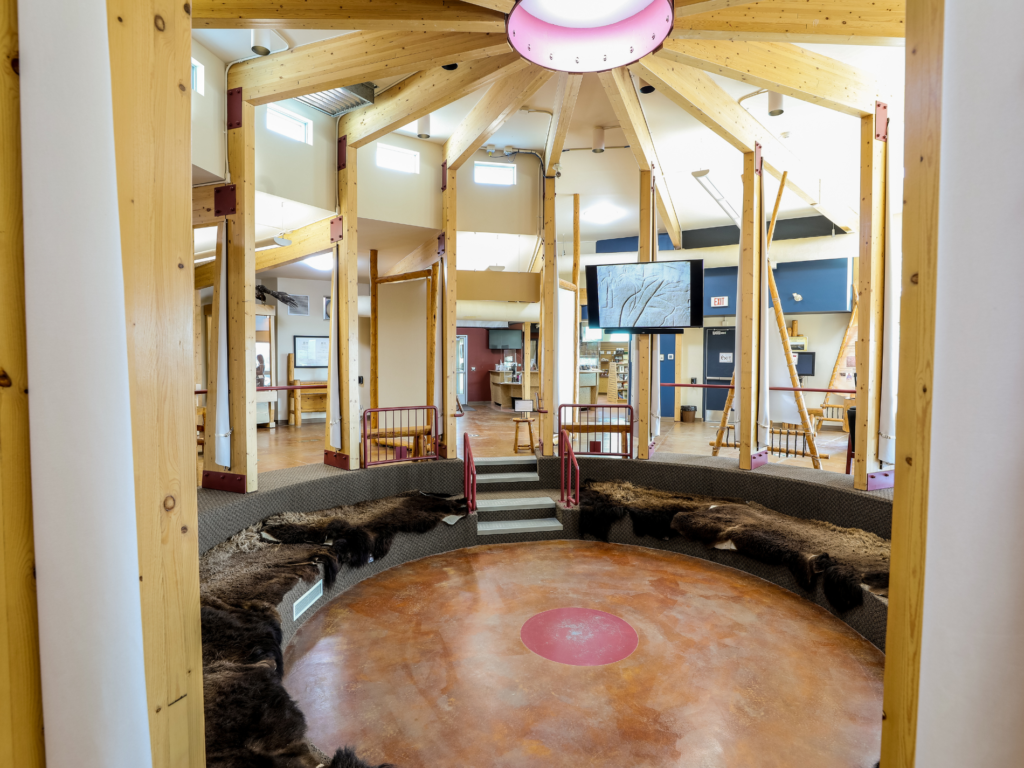 Writing-On-Stone Visitor Center - Keller Construction Ltd.